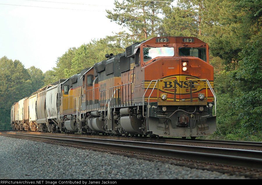 P11 BNSF 143